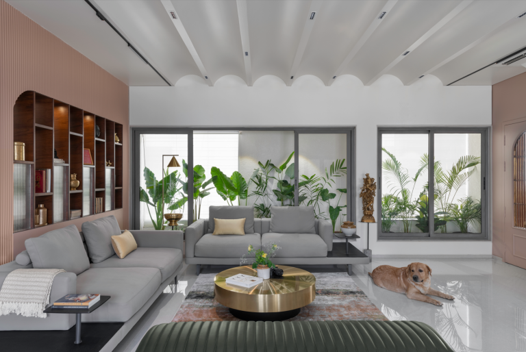 This Pent House Design Creates an Ambience of a Bungalow in an ...
