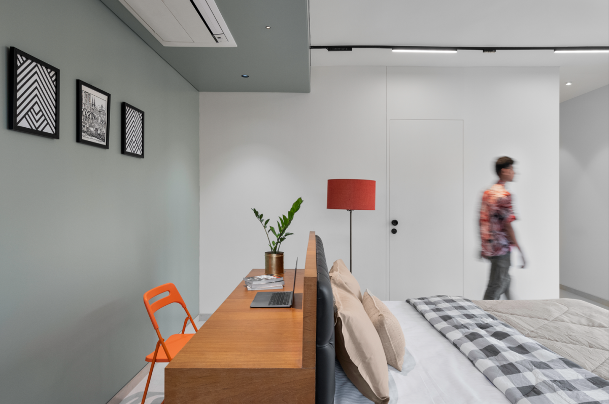 This Pent House Design Creates an Ambience of a Bungalow in an ...