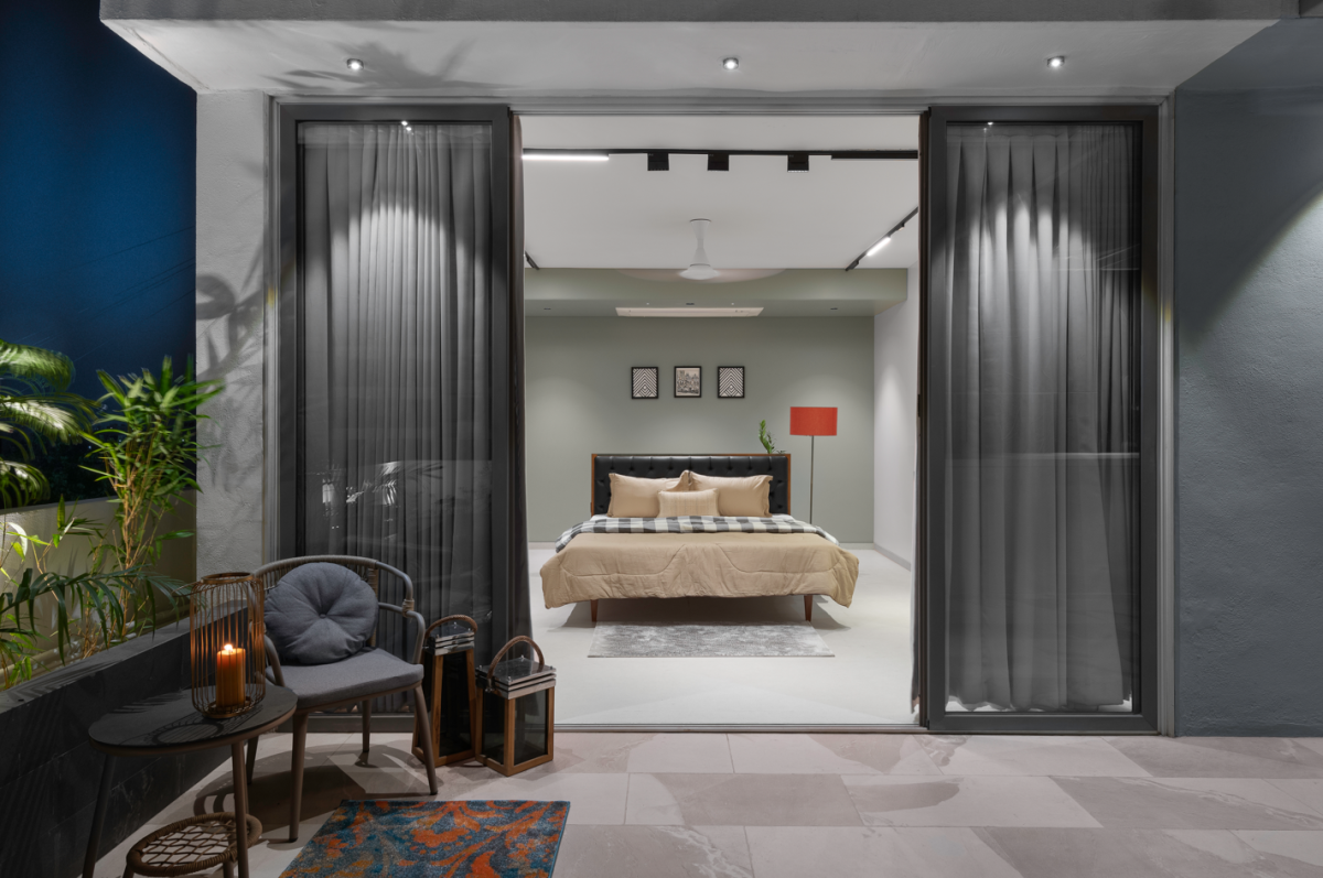 This Pent House Design Creates an Ambience of a Bungalow in an ...