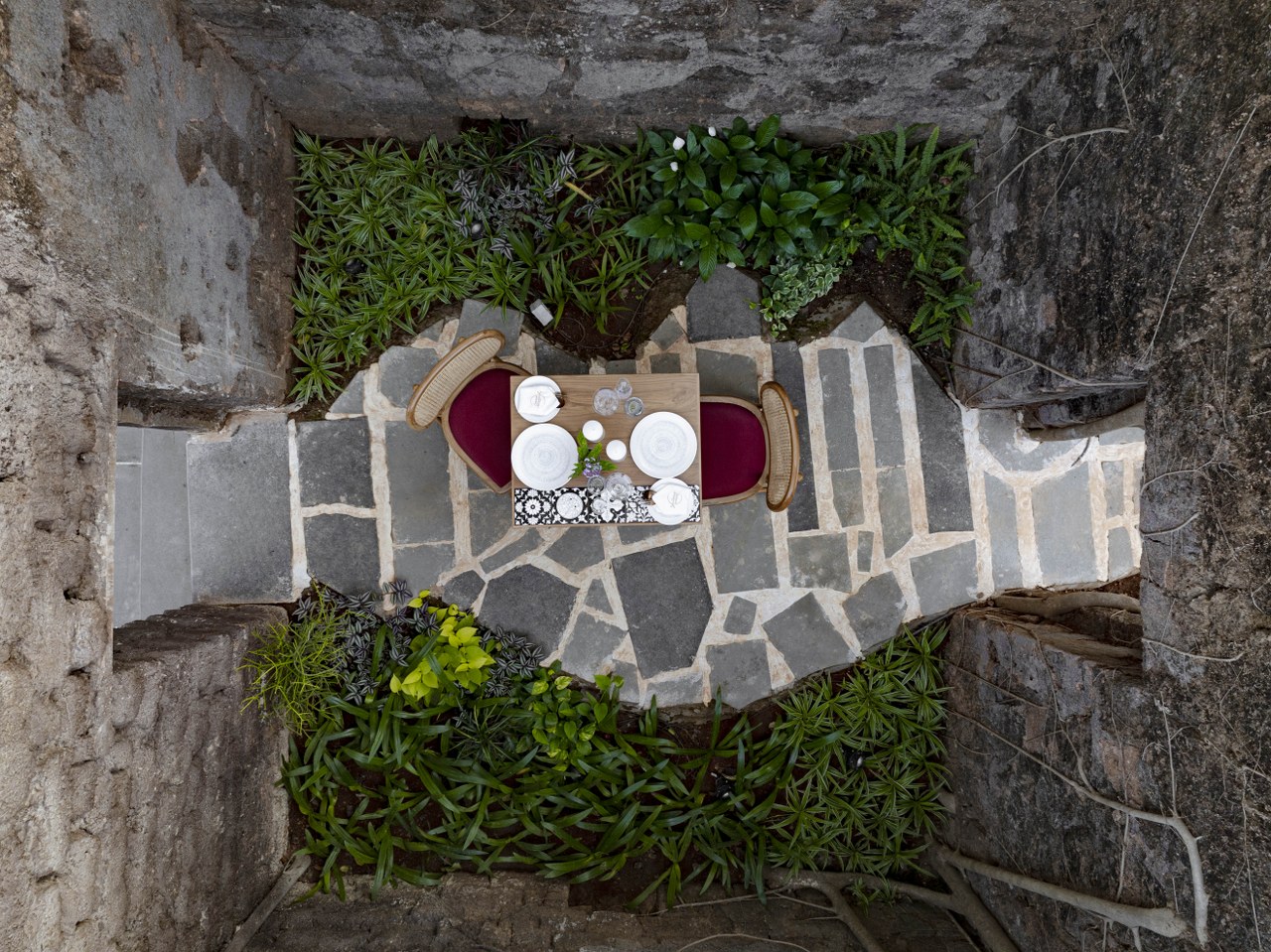 This Restaurant Breathes Life into a 200 Year Old Portuguese Villa ...