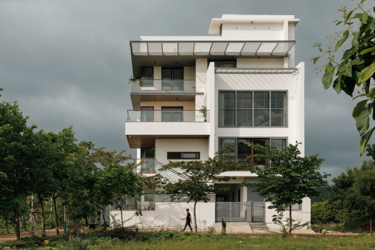 This Terrace House is Amidst the Scenic Hillocks | Studio HC & Akshata ...