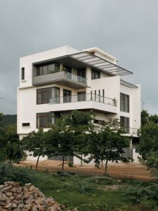 This Terrace House is Amidst the Scenic Hillocks | Studio HC & Akshata ...