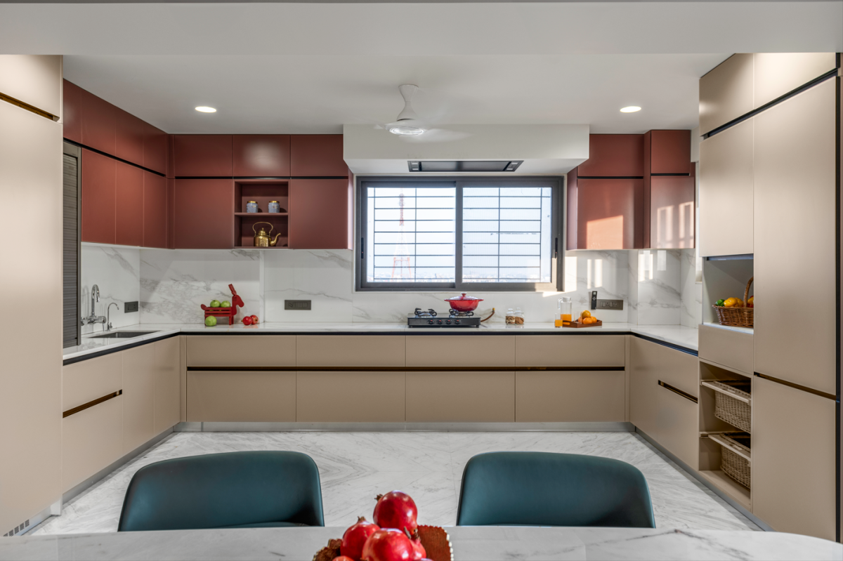 This 3000 sq ft House Captivates With a Refined Aesthetic | GDA Workspace