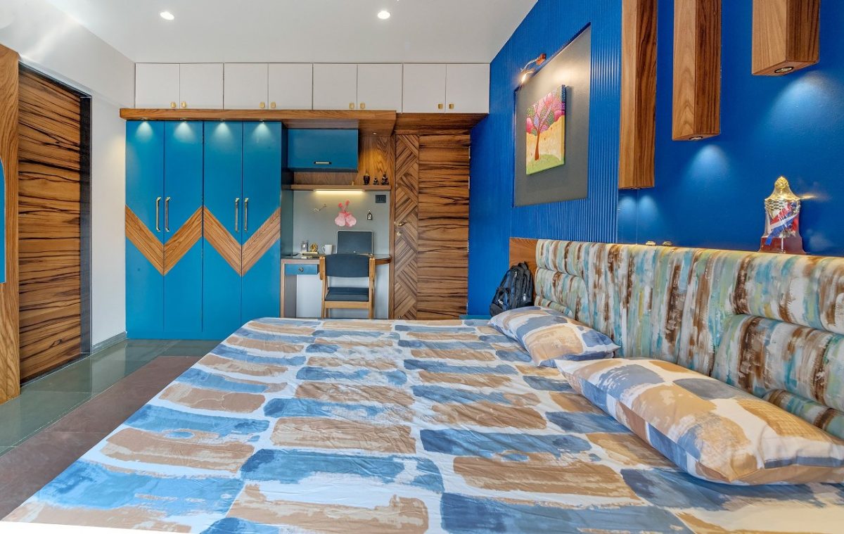 This 5 Story Building has an Ethnic Theme with an Emphasis on ...