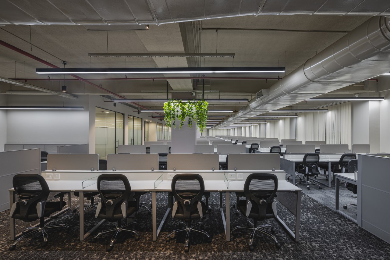 This Office Interior Design Makes Every Visitor Feel Good | Studio ...