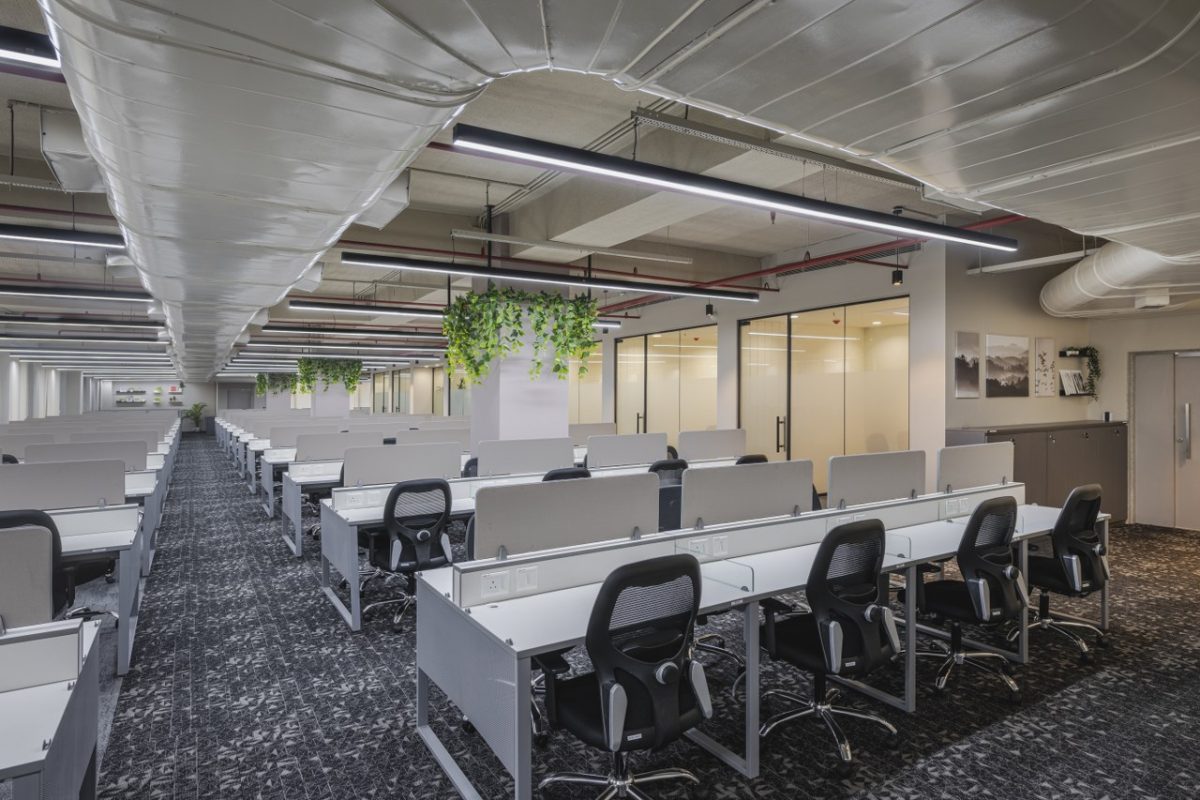 This Office Interior Design Makes Every Visitor Feel Good | Studio ...