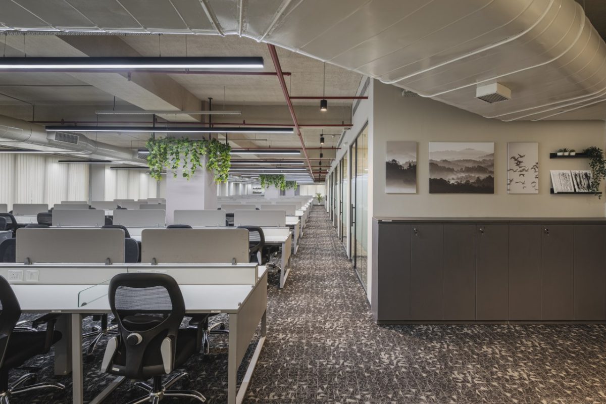 This Office Interior Design Makes Every Visitor Feel Good | Studio ...
