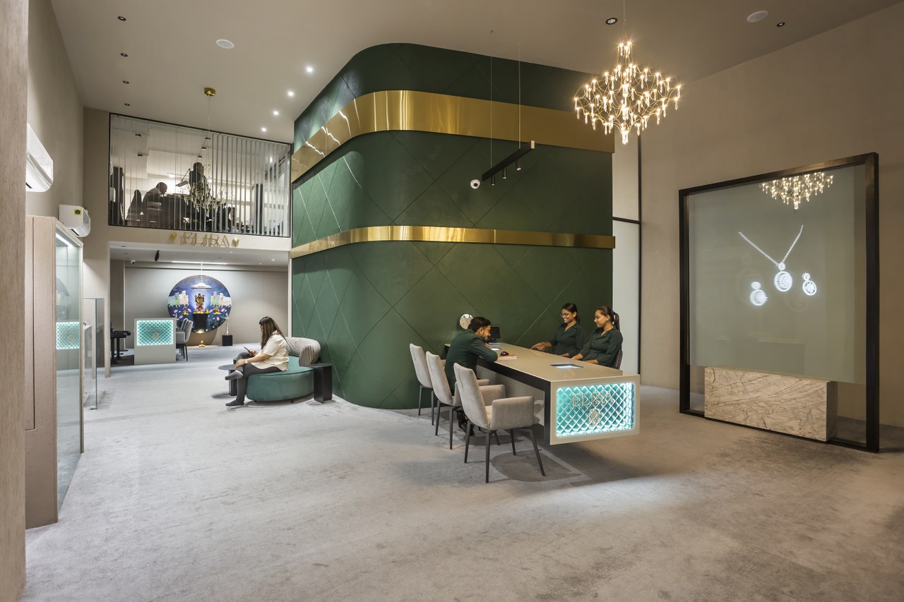 This Luxury Jewelry Store Exudes Sophistication and Modern Elegance ...