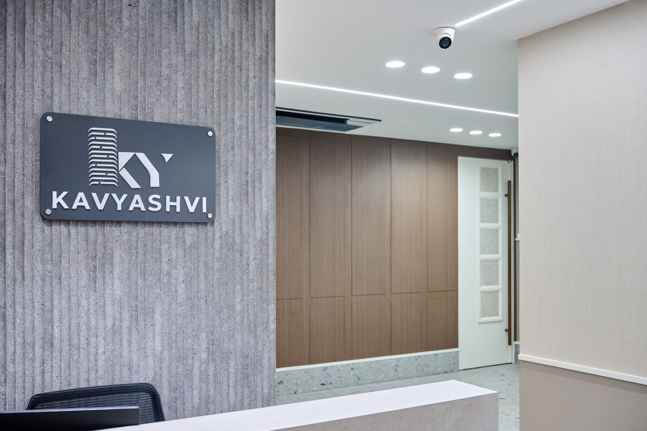 This Cement Texture Wall Office is a Blend of Minimalism and Luxury | Olive