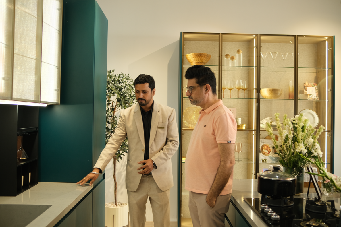 Elev8 Spot — An Exclusive Event With Casantro