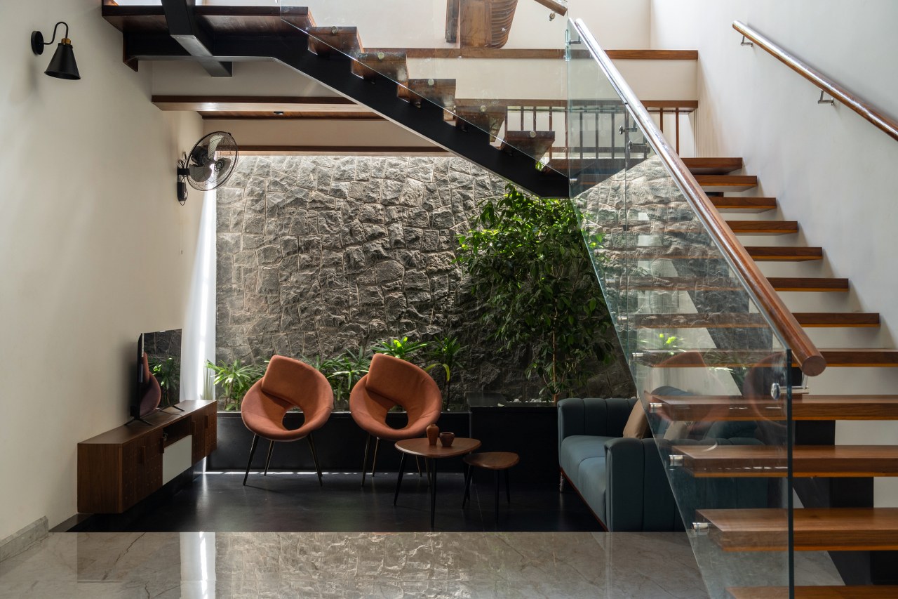 The Design of this Green Building Revolves Around a Jackfruit Tree