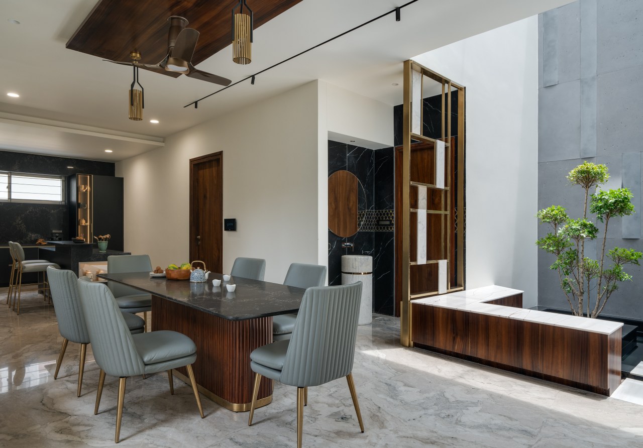 This House Facing South Connects the Family Through Spaces and Levels ...