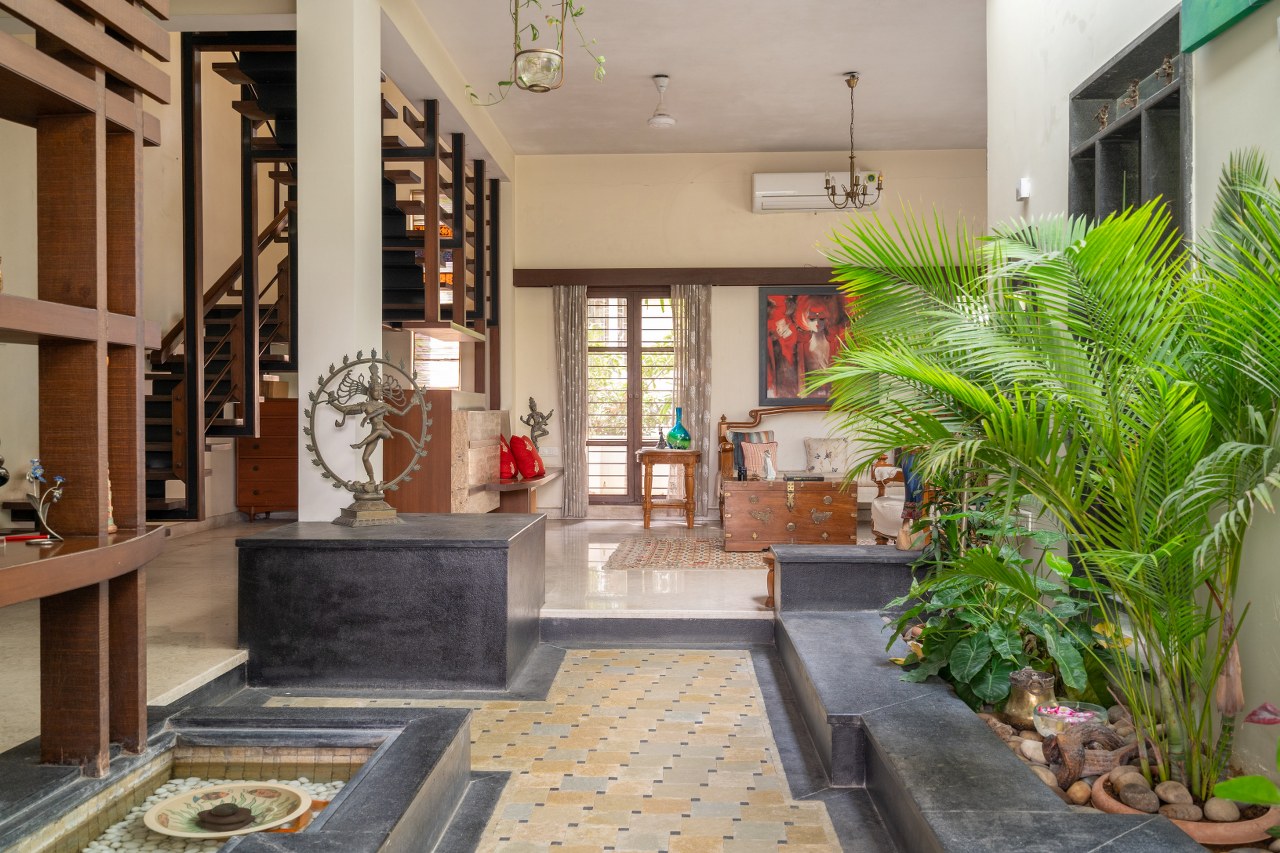 This Hyderabad House Harmonizes Two Distinct Units | Lalith and Jyothi ...
