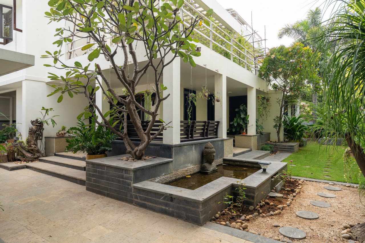 This Hyderabad House Harmonizes Two Distinct Units | Lalith and Jyothi ...
