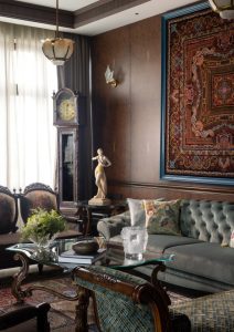 Luxury Classic House Design Merges Classic Grandeur and Contemporary ...