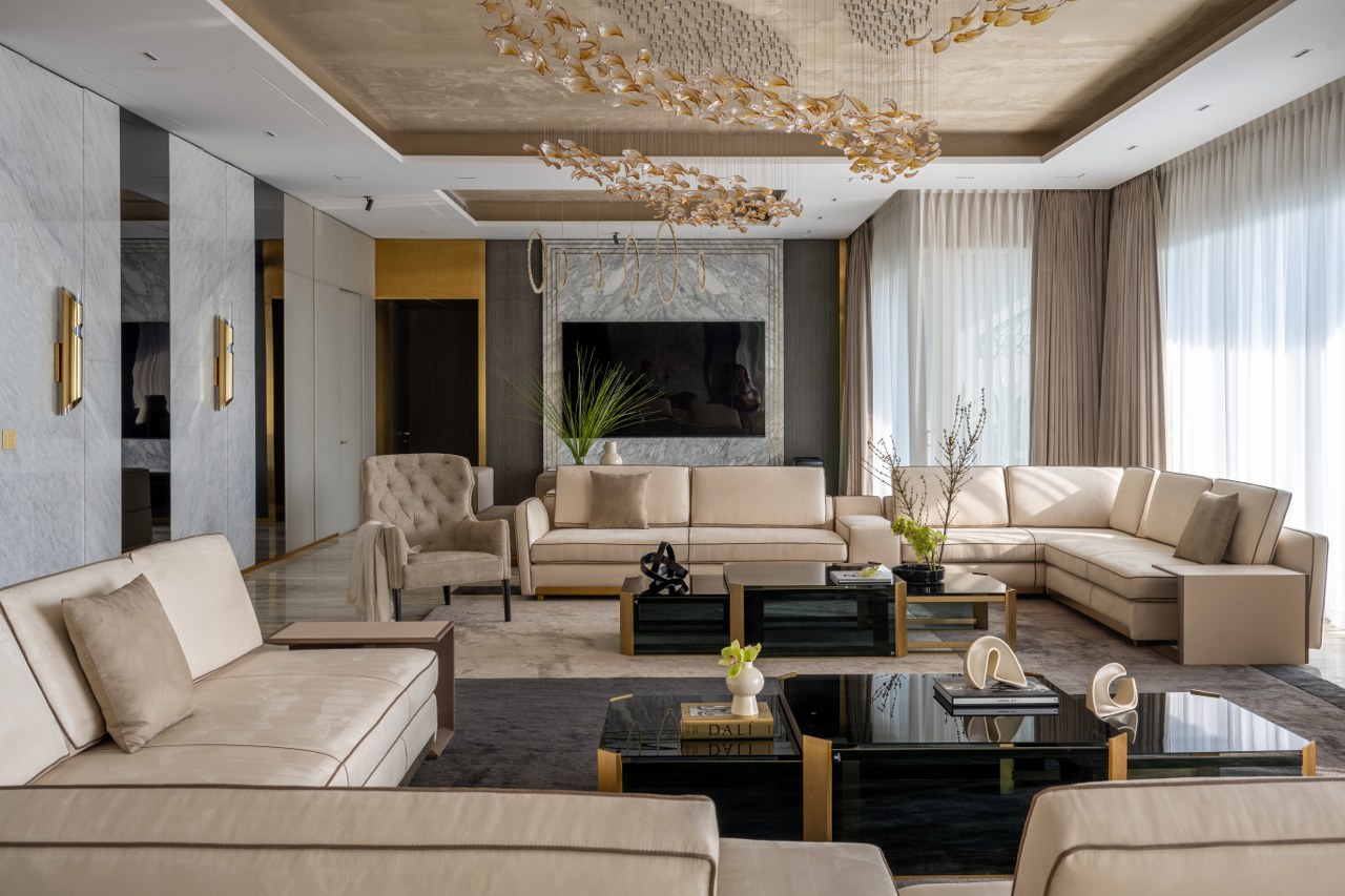The Maximalist Design of this Home is Tailored to Meet Sophisticated ...
