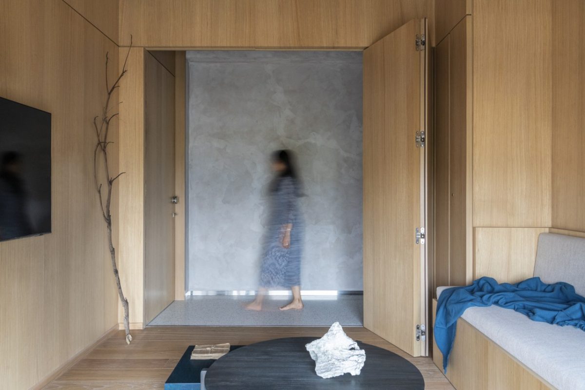 This Minimalist Modern Interior Design is a Peaceful Retreat | Studio ...