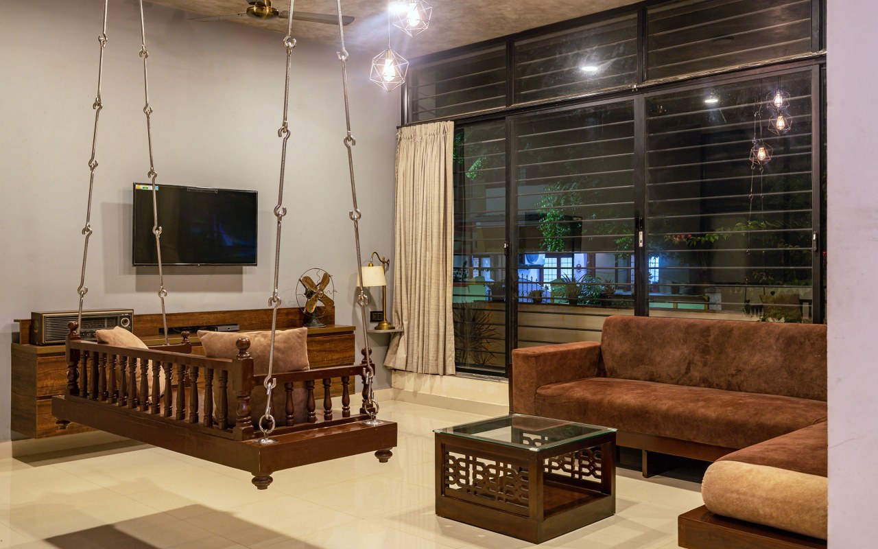 This House With a Traditional Courtyard Fuses Nostalgia with Modernism ...