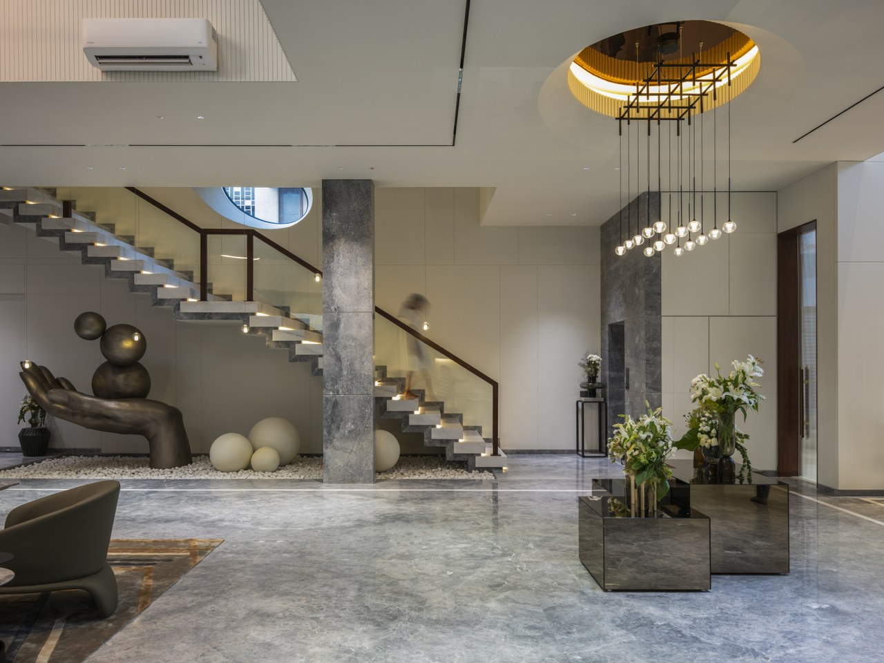 This L-Shaped House Design Captures Refreshing Southwesterly Breeze ...