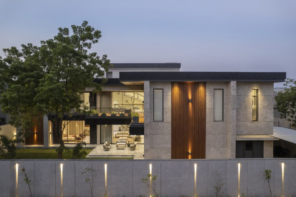 This L-Shaped House Design Captures Refreshing Southwesterly Breeze ...