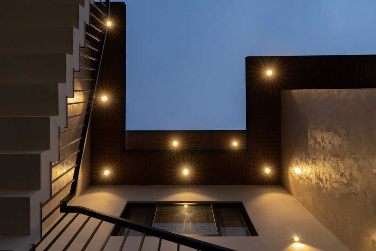 Modern Architecture House Blending Form And Function | Planniique ...