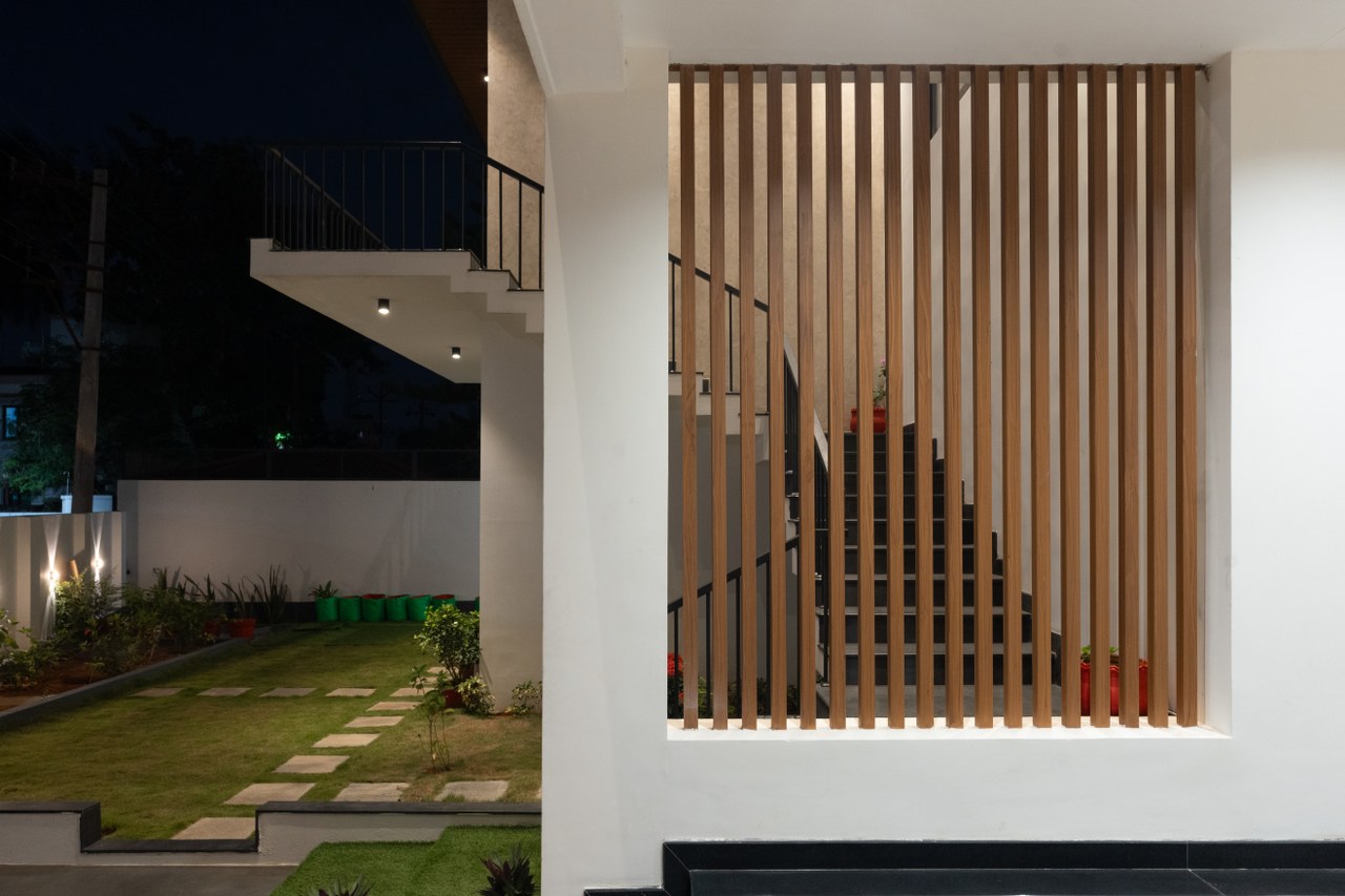 Modern Architecture House Blending Form And Function | Planniique ...