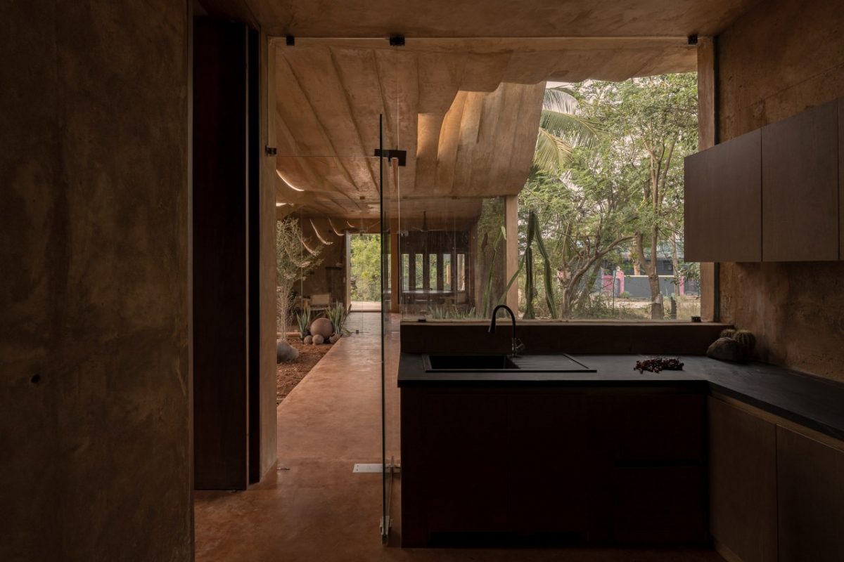 This Modern Mud House is Designed in a Vulnerable Ecosystem | Vy ...