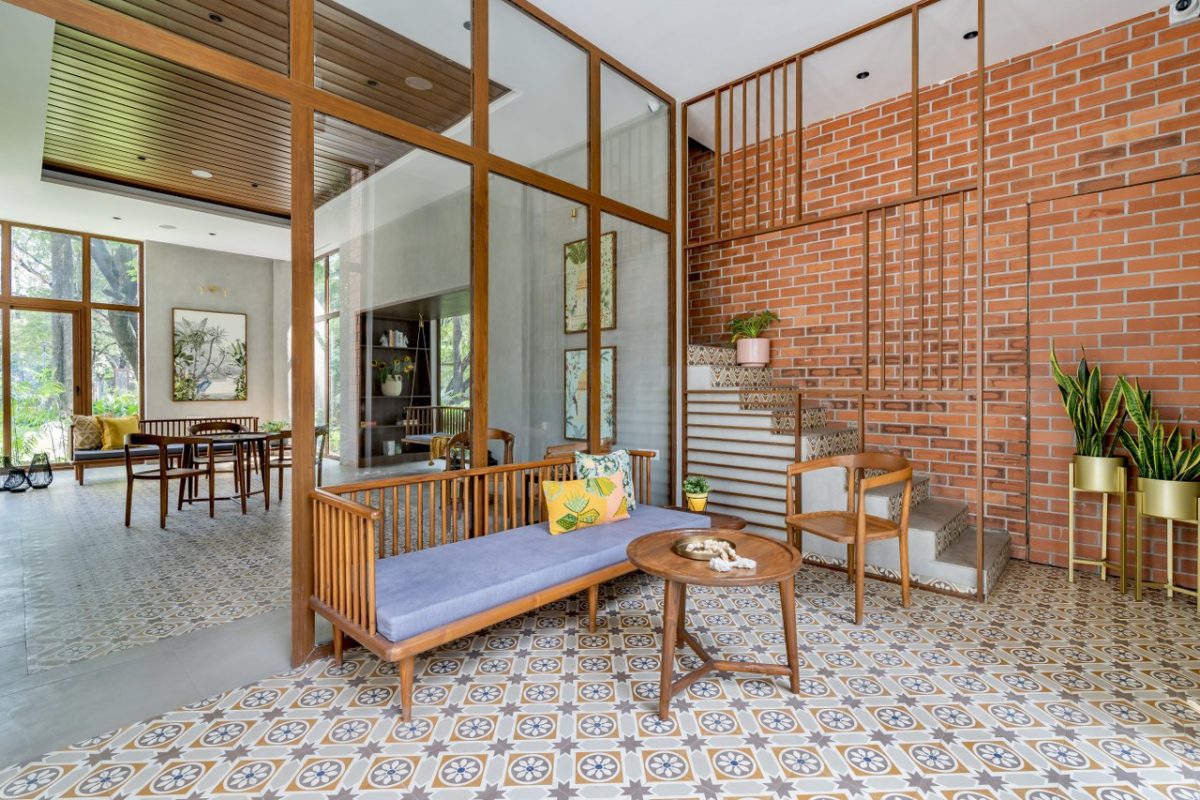 A 2500 Sq. Ft. Clubhouse Design That Deeply Connects To The Earth | The ...