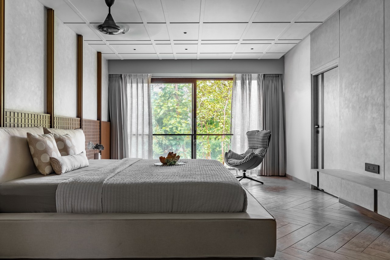 This Contemporary Interior Home Perfectly Balances Past and Present ...