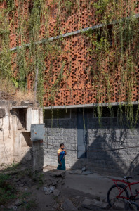 This Courtyard House Design Draws Inspiration From Vernacular ...