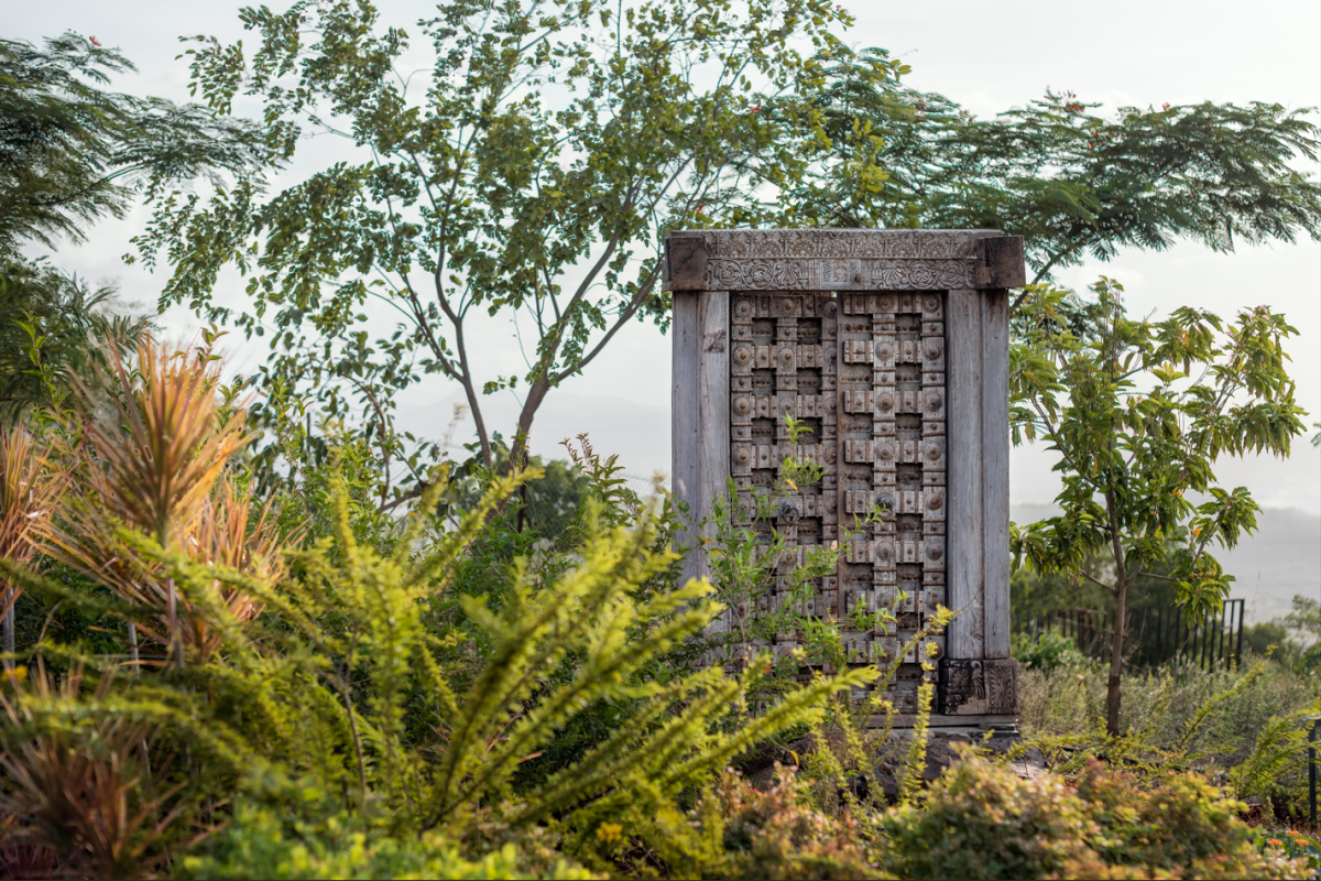 This Farmhouse in Pune is Deeply Rooted in Organic Living | Roheena ...