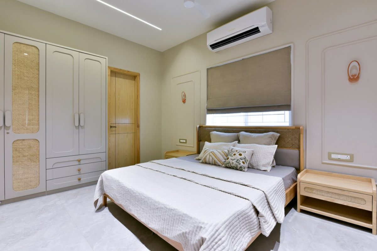 This Interior Bungalow Design Exemplifies A Timeless Contemporary Take ...