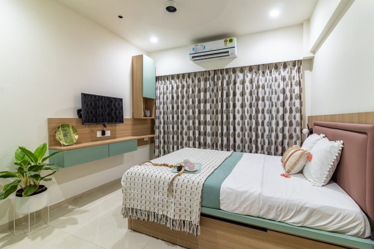 The Interior Design of Apartment Evokes a Sense of Calm | Paraline ...
