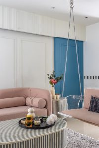 The Interior Design of Apartment Evokes a Sense of Calm | Paraline ...