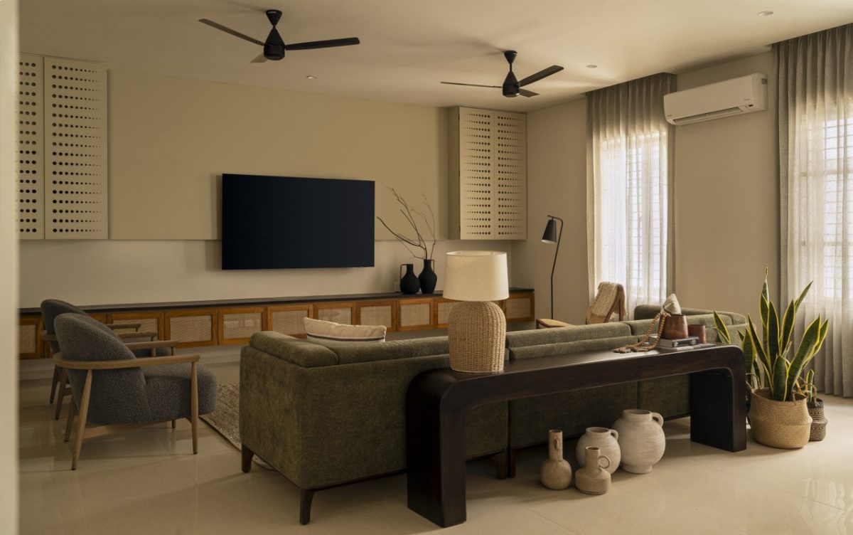 The Japandi Interior Design of This Adobe Brings In Natural Light | Kru ...