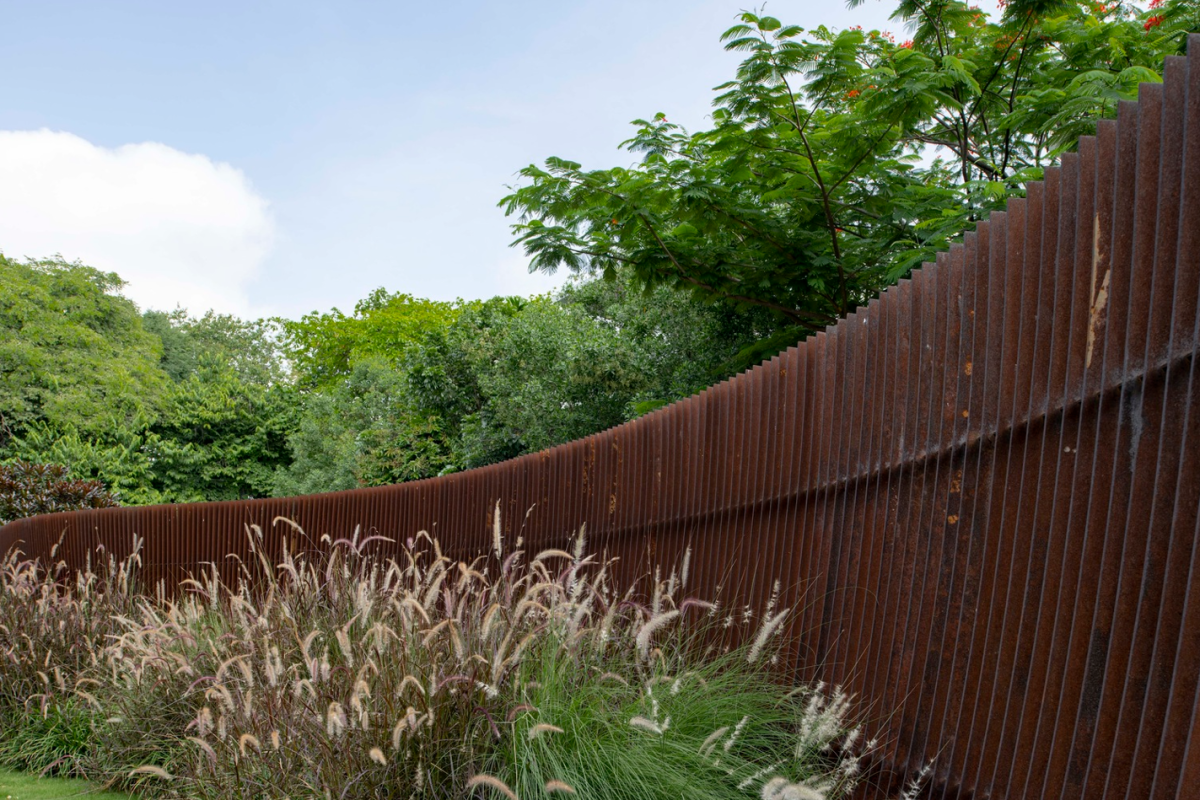 This Landscape House Transcends Geographical Boundaries | Kiasma Studio ...