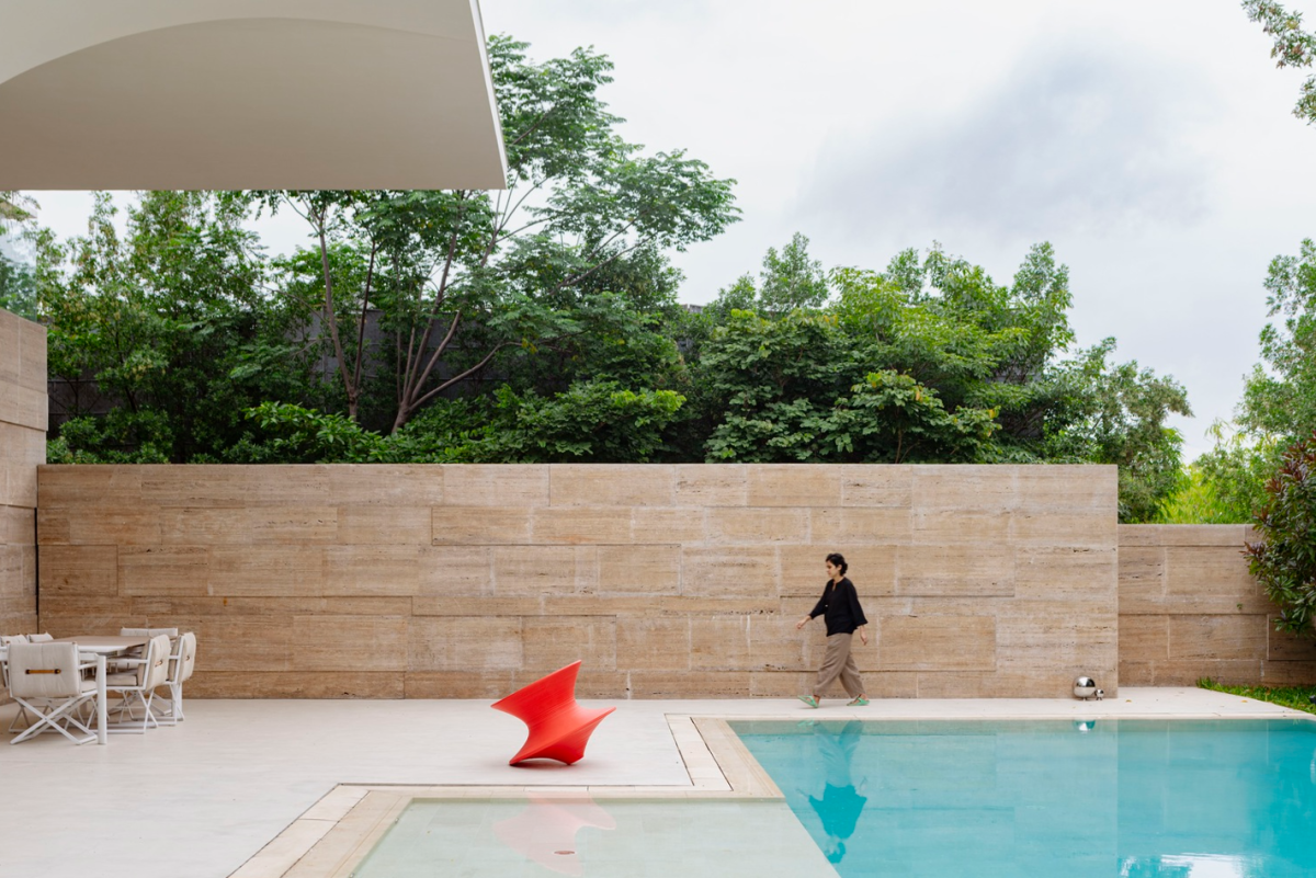 This Landscape House Transcends Geographical Boundaries | Kiasma Studio ...