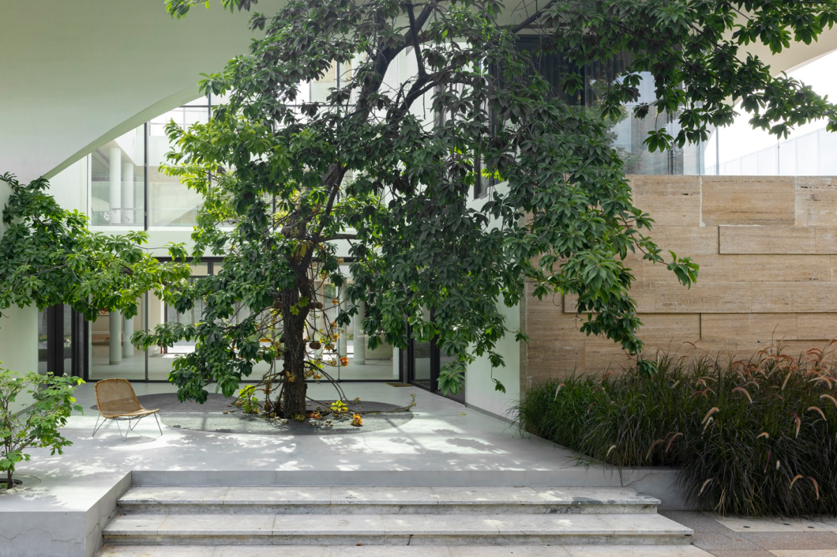 This Landscape House Transcends Geographical Boundaries | Kiasma Studio ...