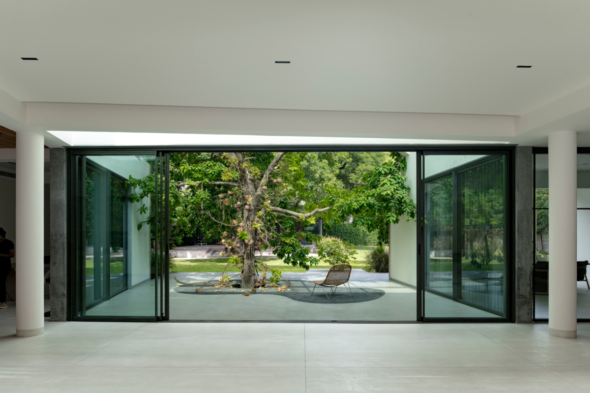 This Landscape House Transcends Geographical Boundaries | Kiasma Studio ...