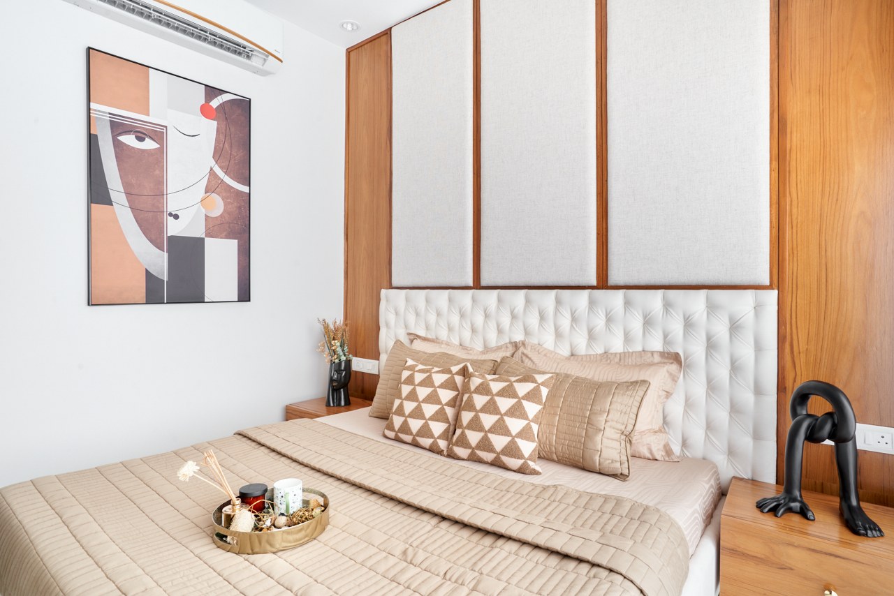 This Luxury House Interior Proves Subtle Tones Radiate Elegance ...