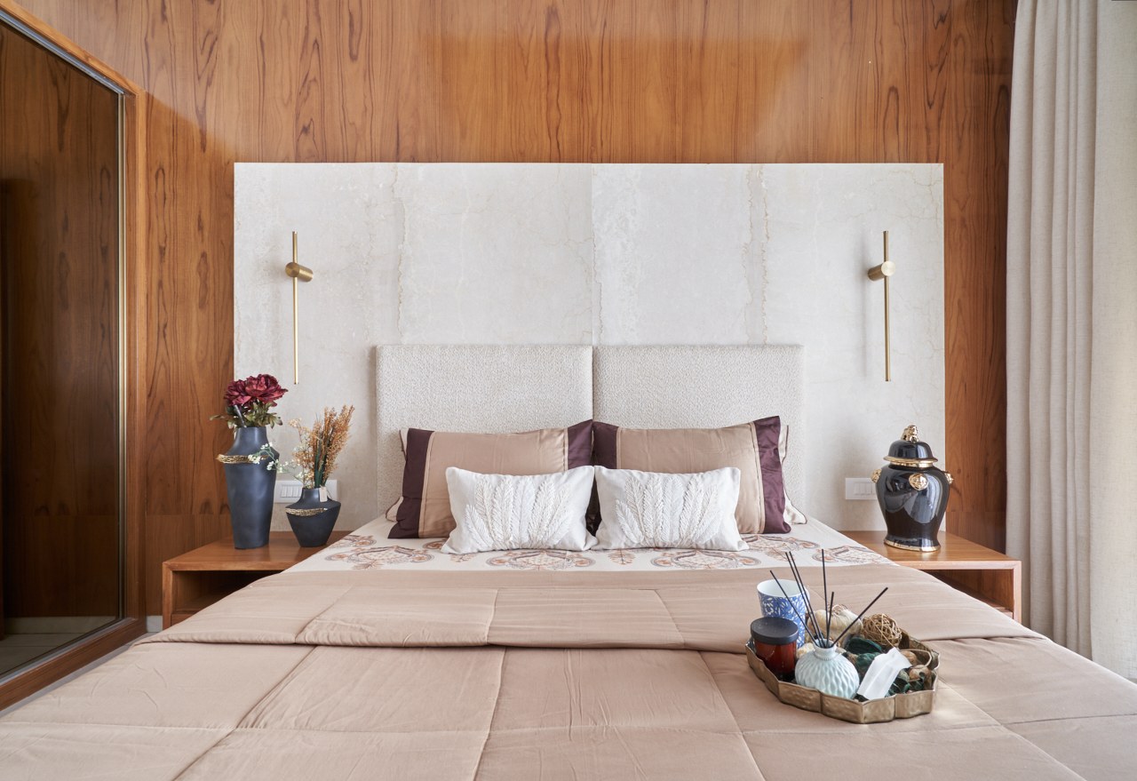 This Luxury House Interior Proves Subtle Tones Radiate Elegance ...