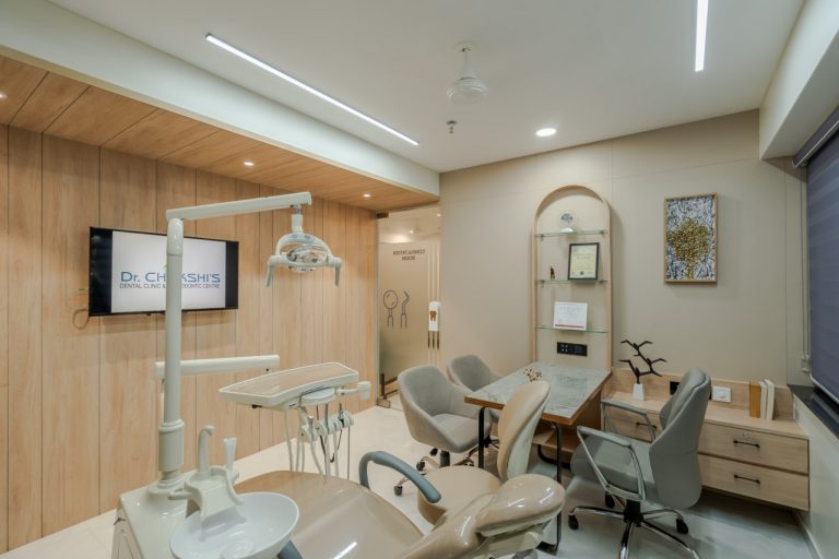 This Modern Dental Clinic Blends Aesthetics with Medical Standards | K ...