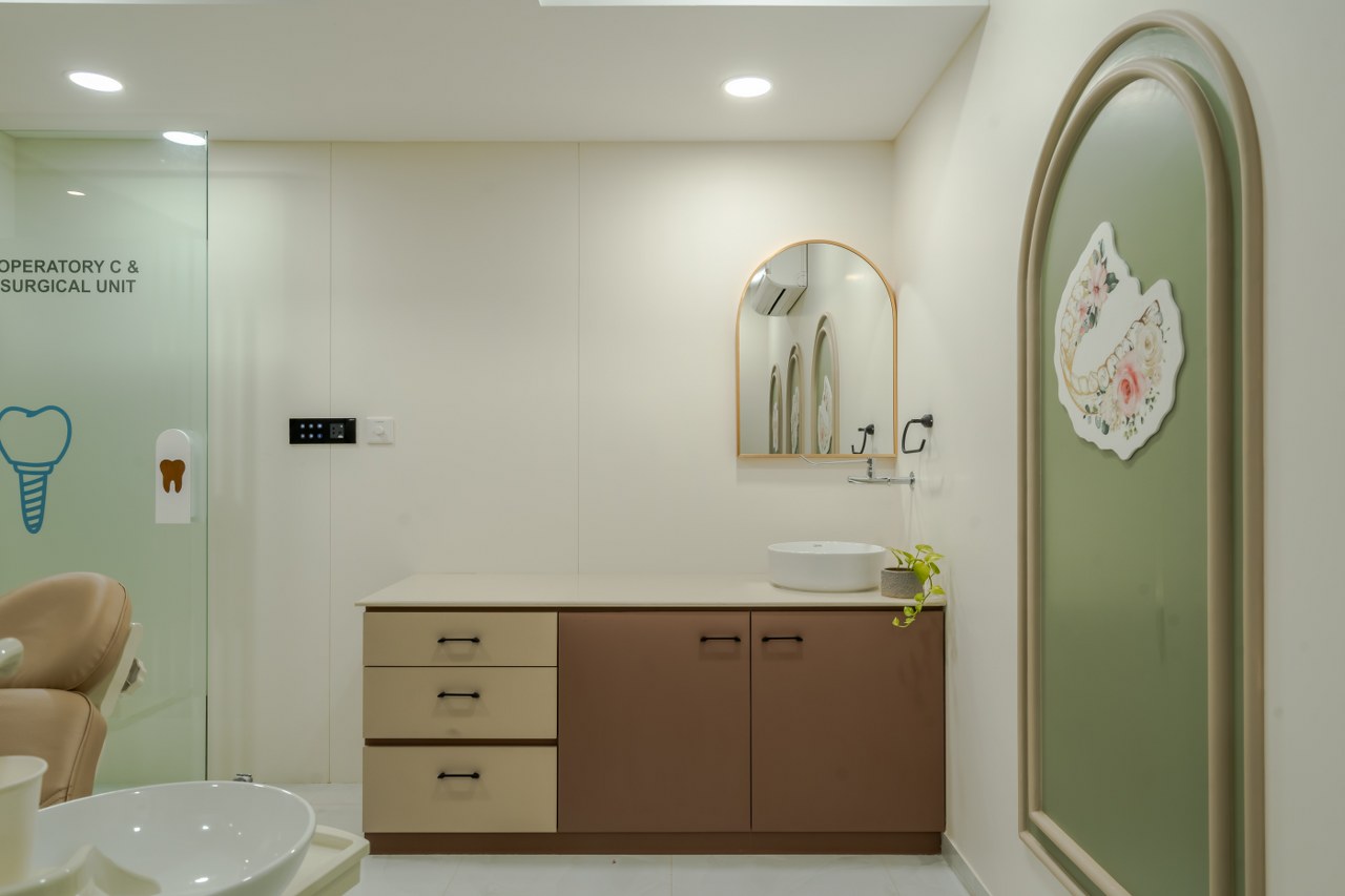 This Modern Dental Clinic Blends Aesthetics with Medical Standards | K ...
