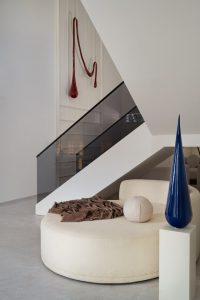 This Modern Minimal House Fosters a Sense of Calmness and Harmony ...