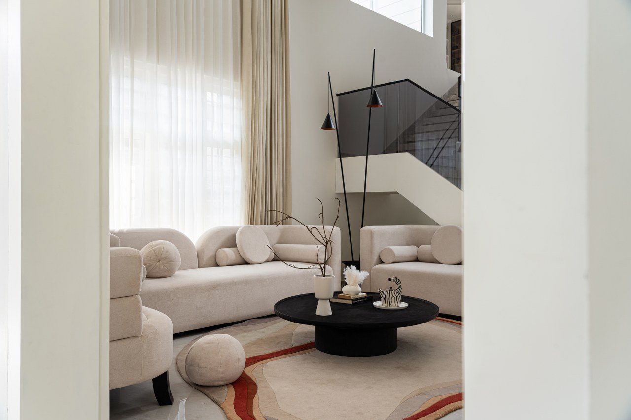 This Modern Minimal House Fosters a Sense of Calmness and Harmony ...