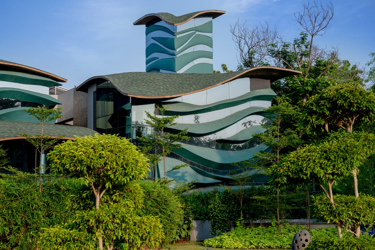 The Liquescent House is a Testament to Organic Architecture | Shaili ...