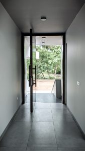 This Simple Contemporary House Emphasizes Minimalist Living | Bread ...