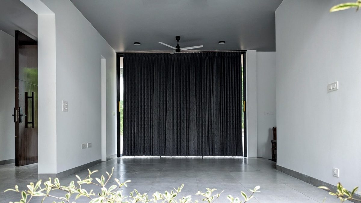 This Simple Contemporary House Emphasizes Minimalist Living | Bread ...