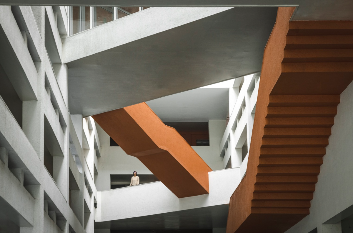 This Student Housing Redefines Traditional Dormitory Typology | MO-OF