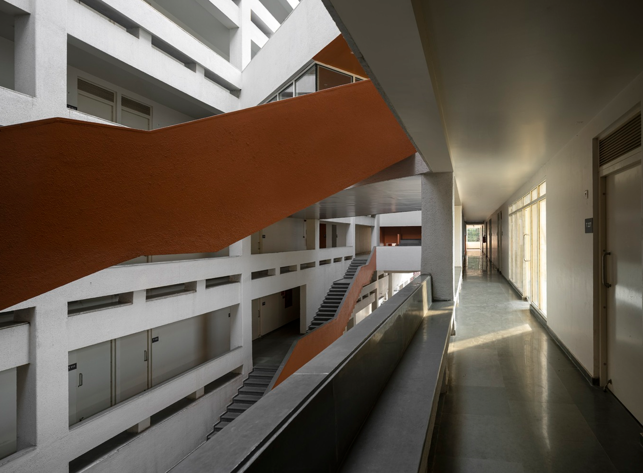 This Student Housing Redefines Traditional Dormitory Typology | MO-OF